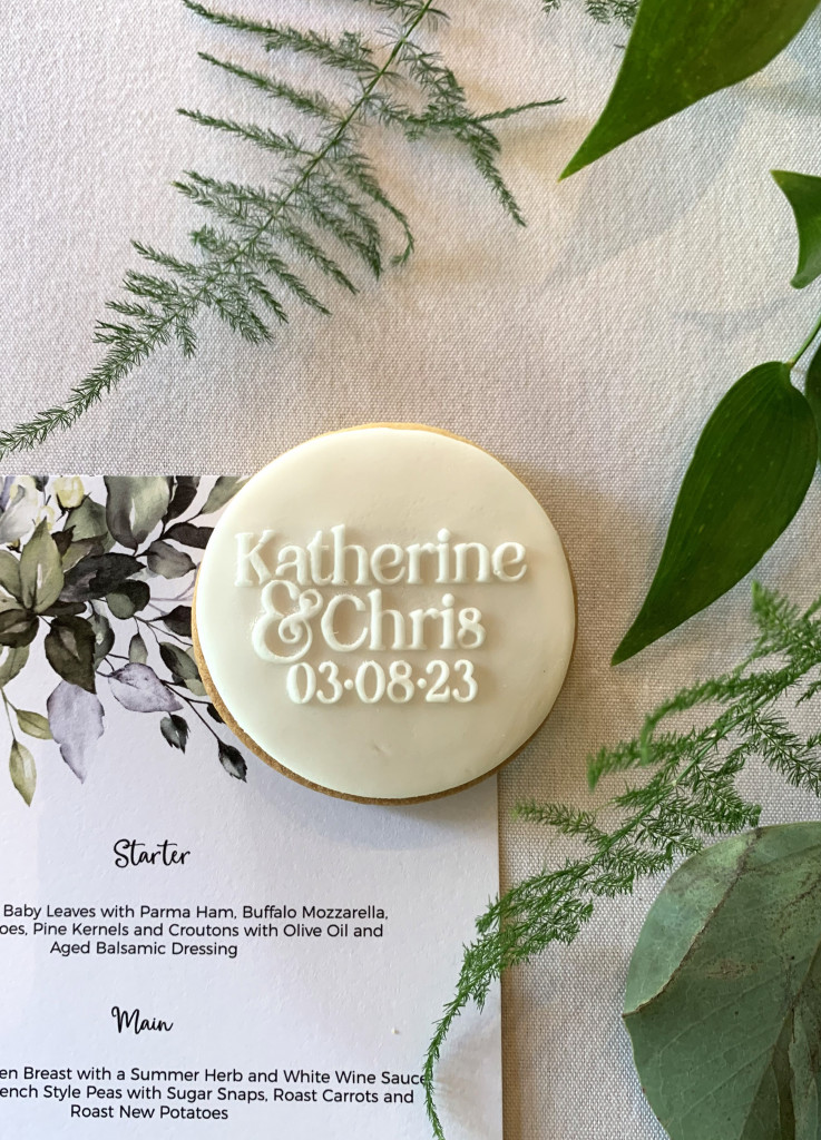 Personalised iced biscuit wedding favours - Pink Cocoa